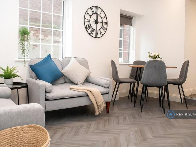 1 bedroom house share to rent