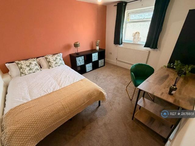 1 bedroom house share to rent