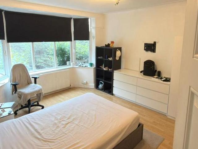 1 bedroom house share to rent