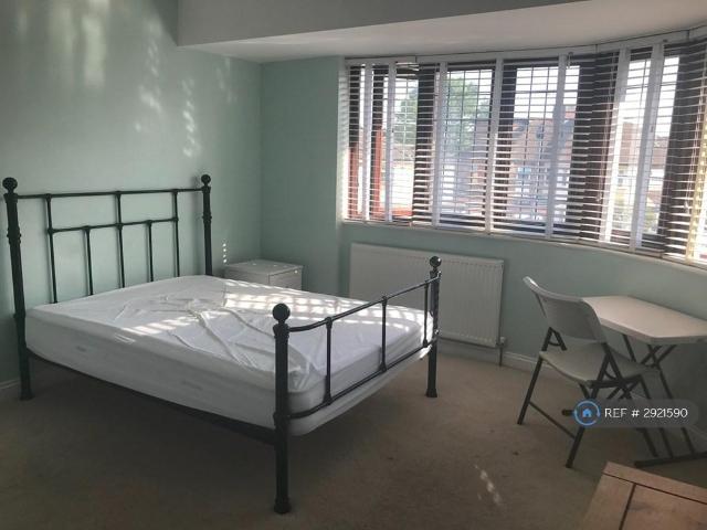 1 bedroom house share to rent