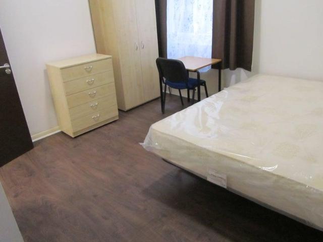 1 bedroom house share to rent