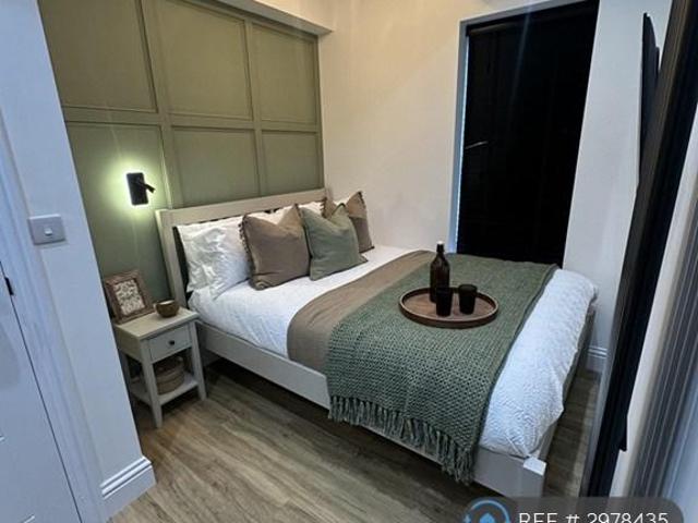 1 bedroom house share to rent