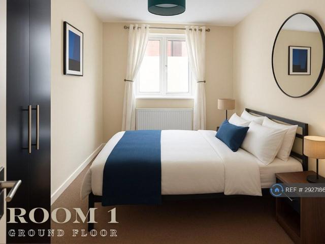 1 bedroom house share to rent