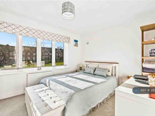 1 bedroom house share to rent