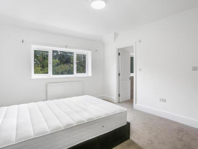 1 bedroom house share to rent
