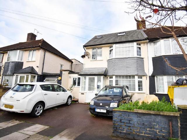 1 bedroom house share to rent