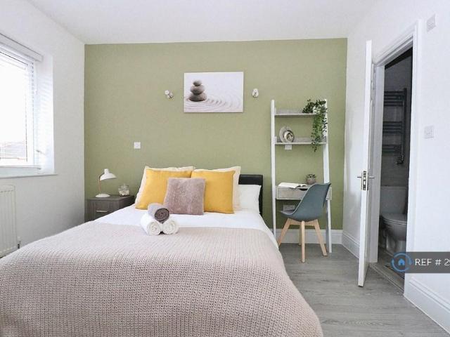 1 bedroom house share to rent