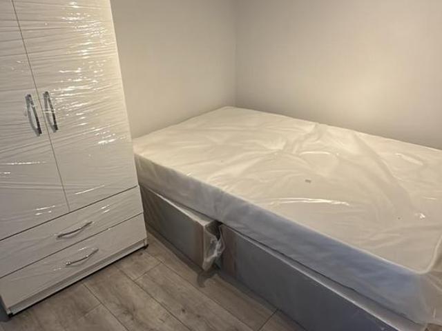 1 bedroom house share to rent