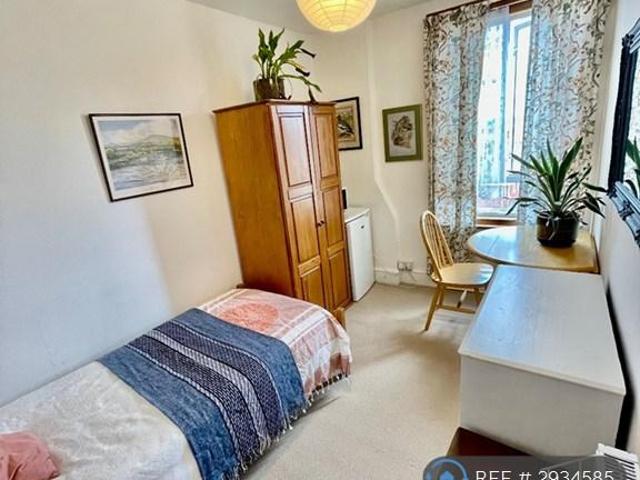 1 bedroom house share to rent