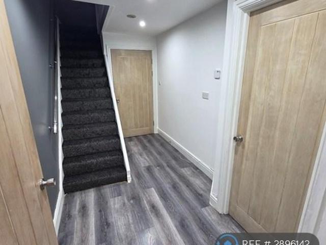 1 bedroom house share to rent