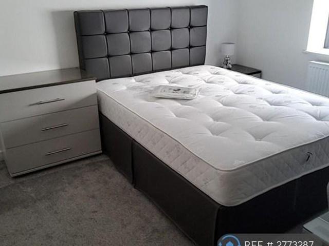 1 bedroom house share to rent