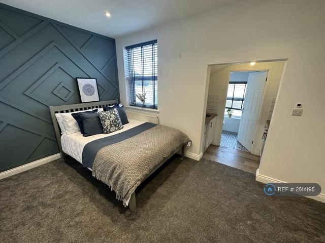 1 bedroom house share to rent