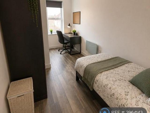 1 bedroom house share to rent