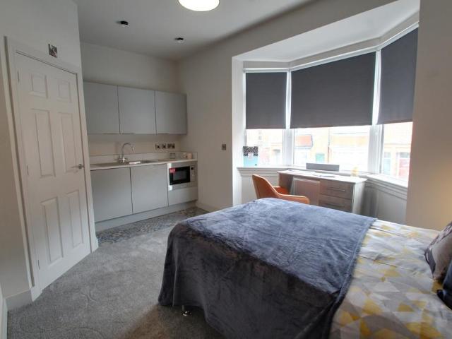 1 bedroom house share to rent
