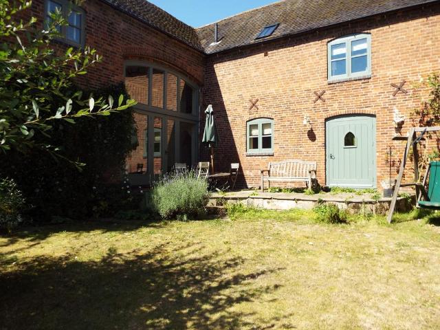 1 bedroom house share to rent