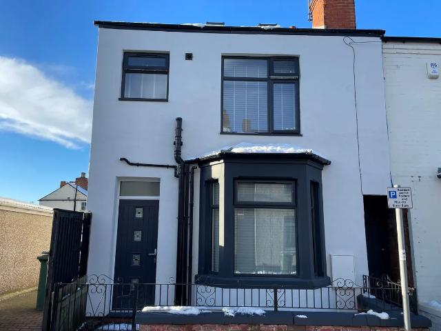 1 bedroom house share to rent