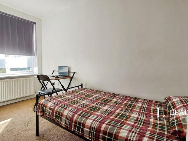 1 bedroom house share to rent