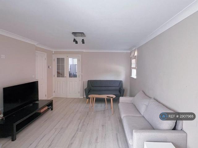 1 bedroom house share to rent