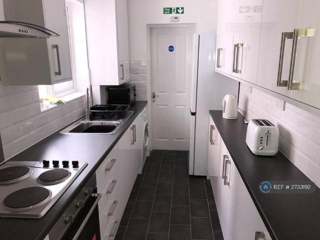 1 bedroom house share to rent