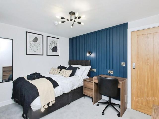 1 bedroom house share to rent
