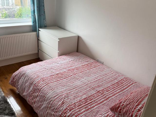 1 bedroom house share to rent