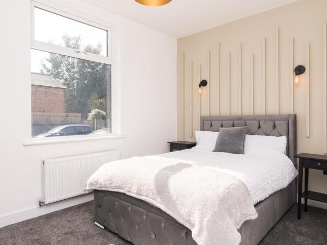 1 bedroom house share to rent