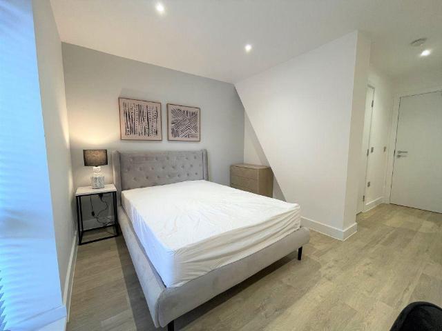 1 bedroom house share to rent