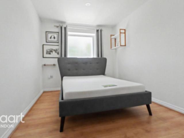 1 bedroom house share to rent