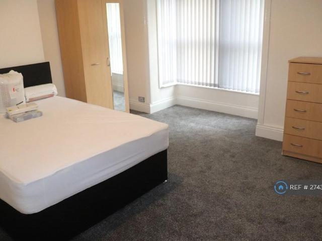 1 bedroom house share to rent