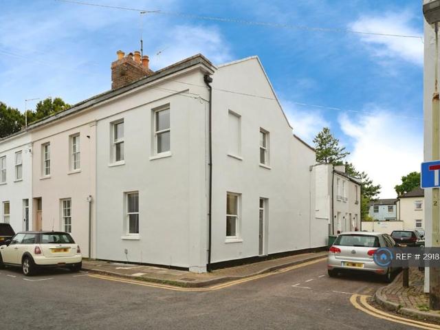 1 bedroom house share to rent