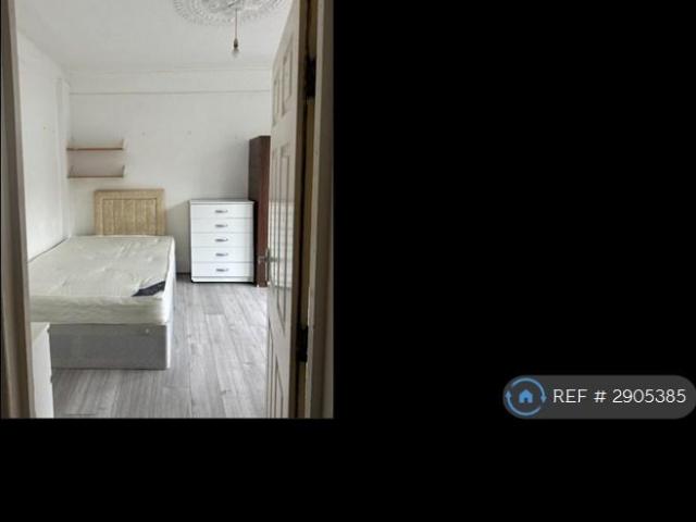 1 bedroom house share to rent