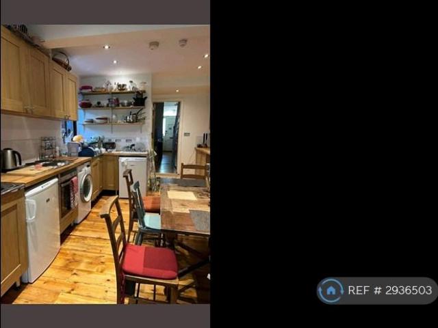 1 bedroom house share to rent
