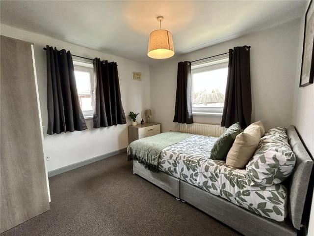 1 bedroom house share to rent