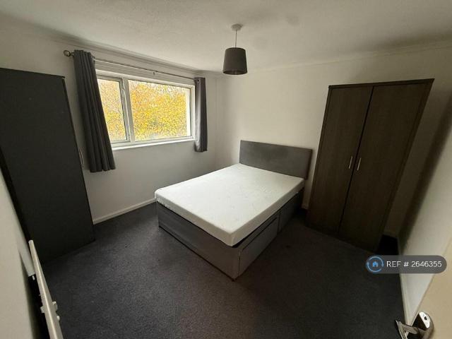 1 bedroom house share to rent
