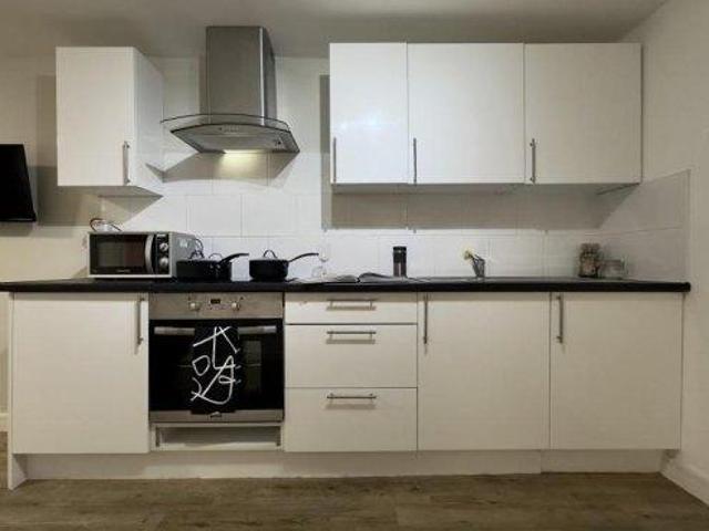 1 bedroom house share to rent
