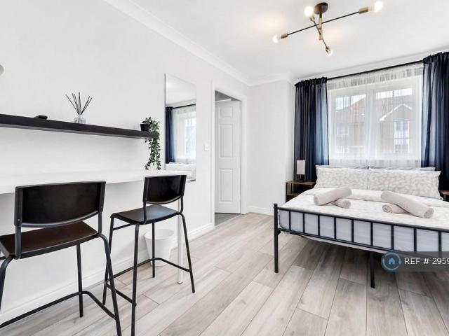 1 bedroom house share to rent