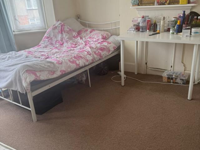 1 bedroom house share to rent