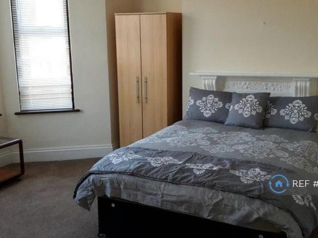 1 bedroom house share to rent