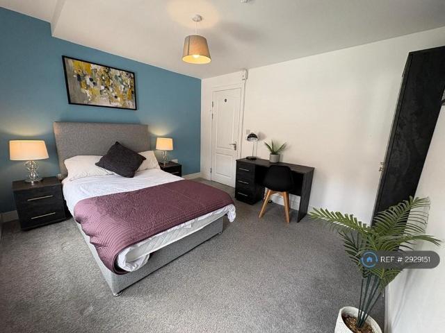 1 bedroom house share to rent