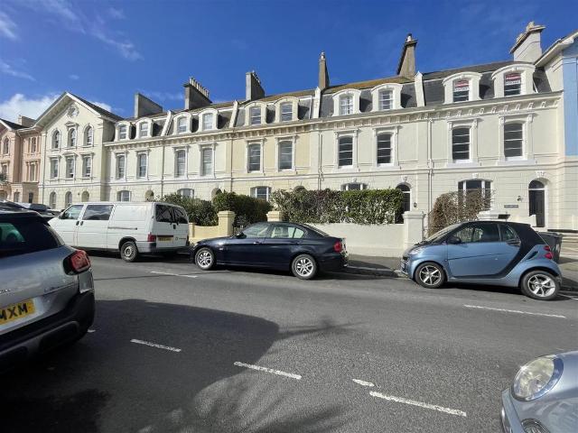 1 bedroom house share to rent
