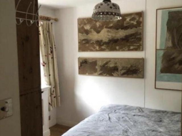 1 bedroom house share to rent