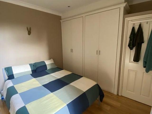 1 bedroom house share to rent