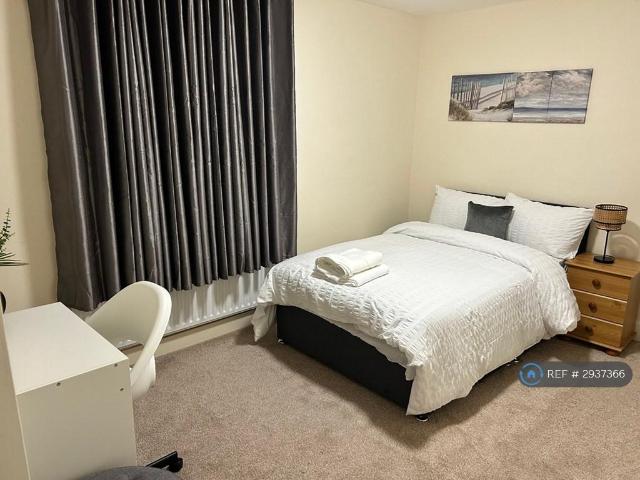 1 bedroom house share to rent