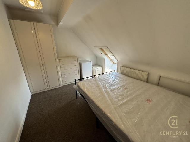 1 bedroom house share to rent