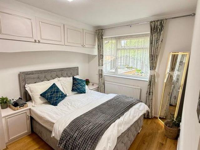 1 bedroom house share to rent