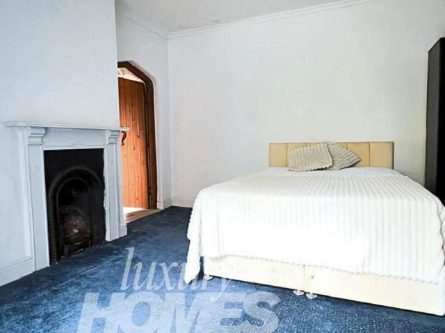 1 bedroom house share to rent