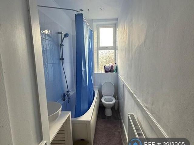 1 bedroom house share to rent