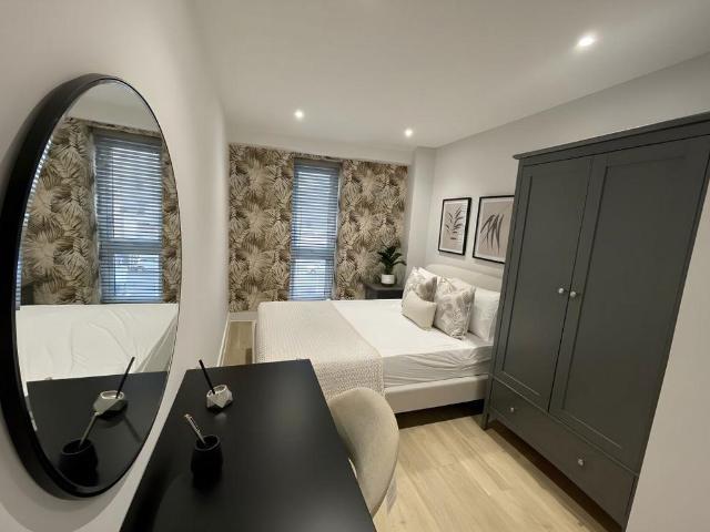 1 bedroom house share to rent