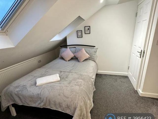 1 bedroom house share to rent