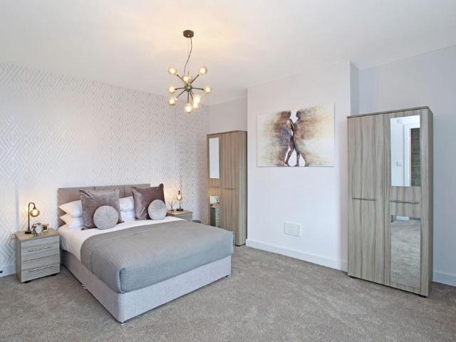 1 bedroom house share to rent